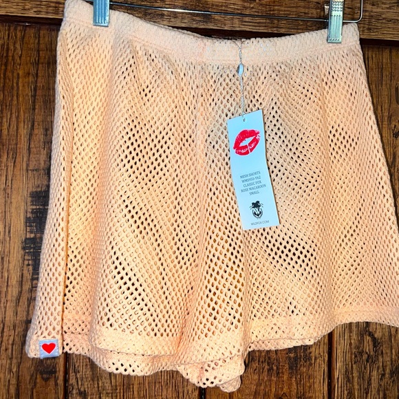 Wildfox | Shorts | Nwt Wildfox Classic Fox Mesh Shorts In Peach Rose ...